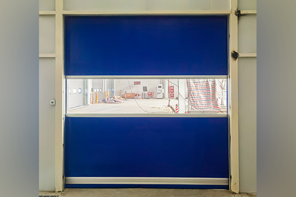 Pvc roller shutter is installed in the spraying room of the filter ...